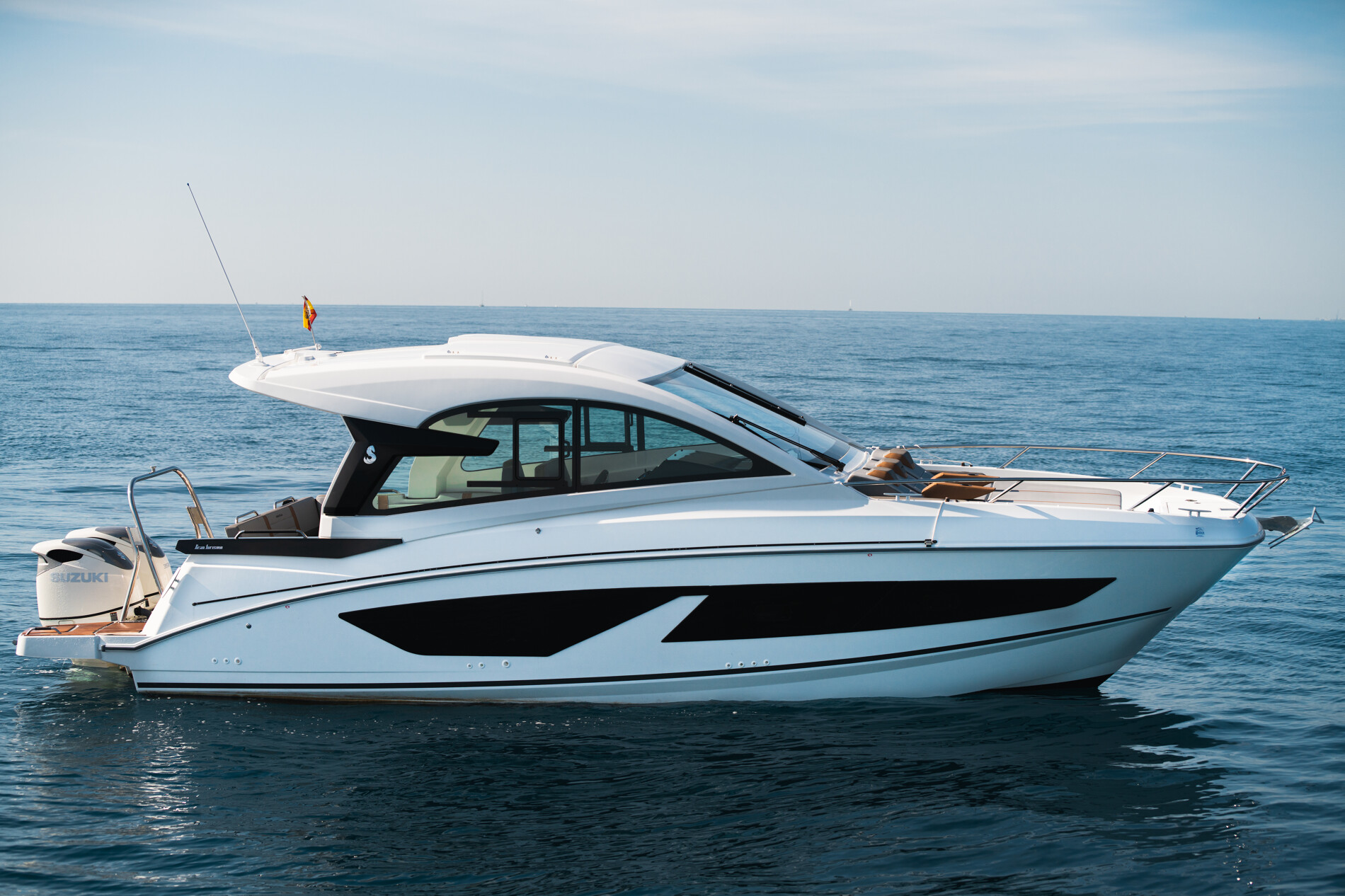 BENETEAU Power | Cape Yachts | New & Brokerage